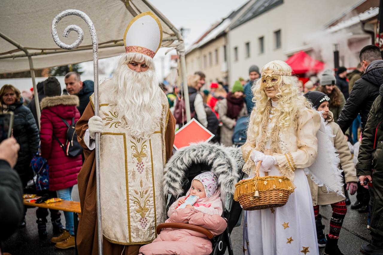 Mikulášský jarmark - Oficiální stránky obce Šumice
