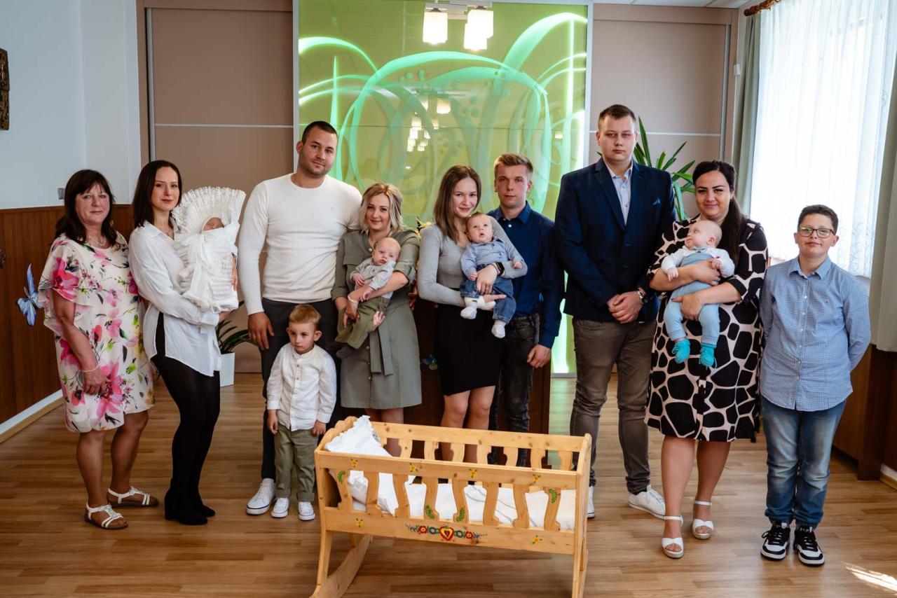 Vítání občánků - Oficiální stránky obce Šumice